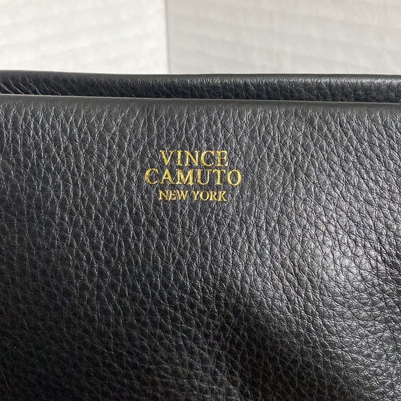 Vince Camuto | Bags | Vince 9s Camuto New York Black Leather Crossbody ...
